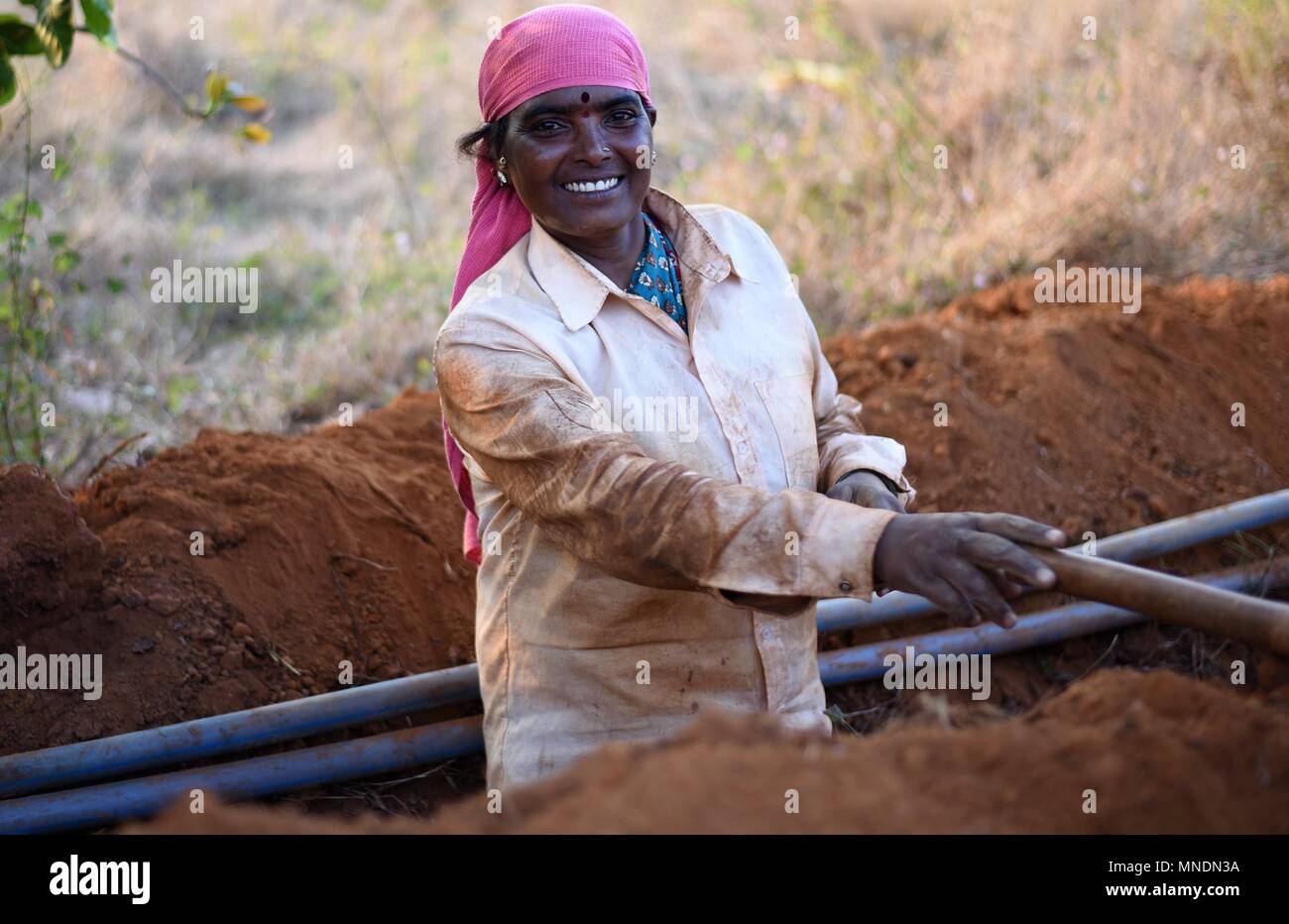 Poverty workers hi-res stock photography and images - Alamy