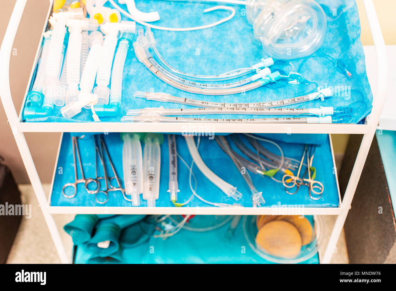 Intubation equipment hi-res stock photography and images - Alamy