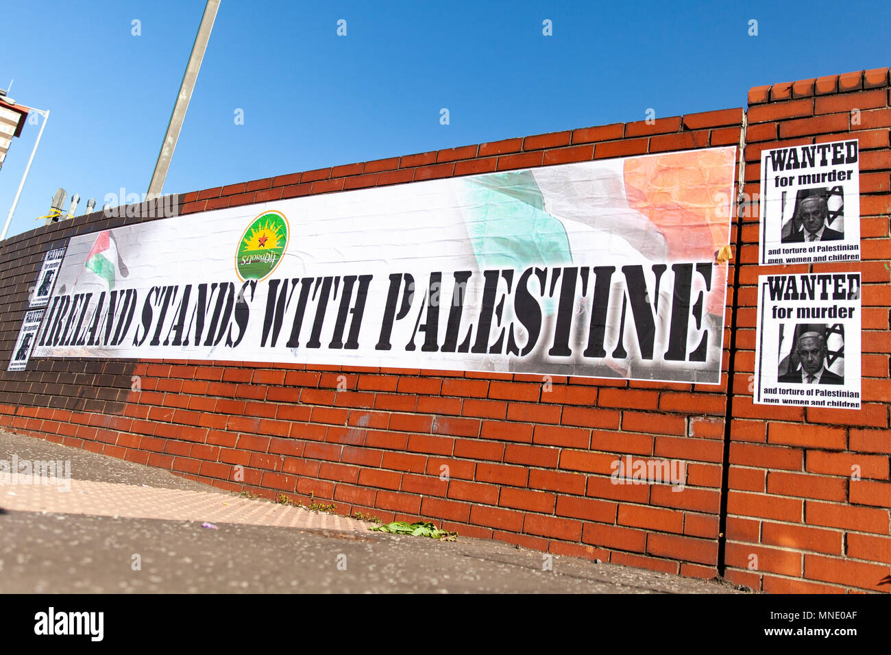 Civil rights belfast peace wall hi-res stock photography and images - Alamy