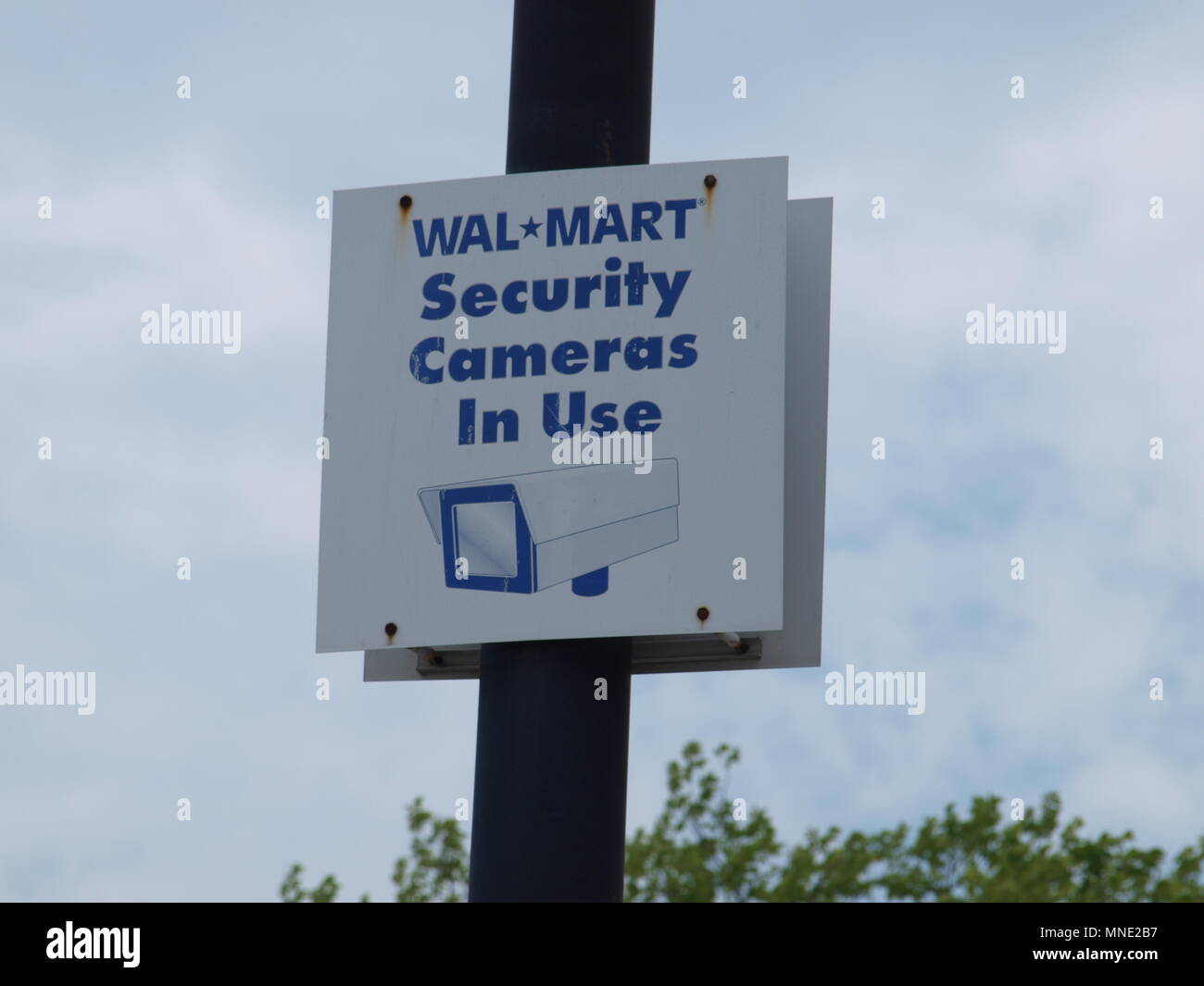 Walmart pharmacy hi-res stock photography and images - Alamy