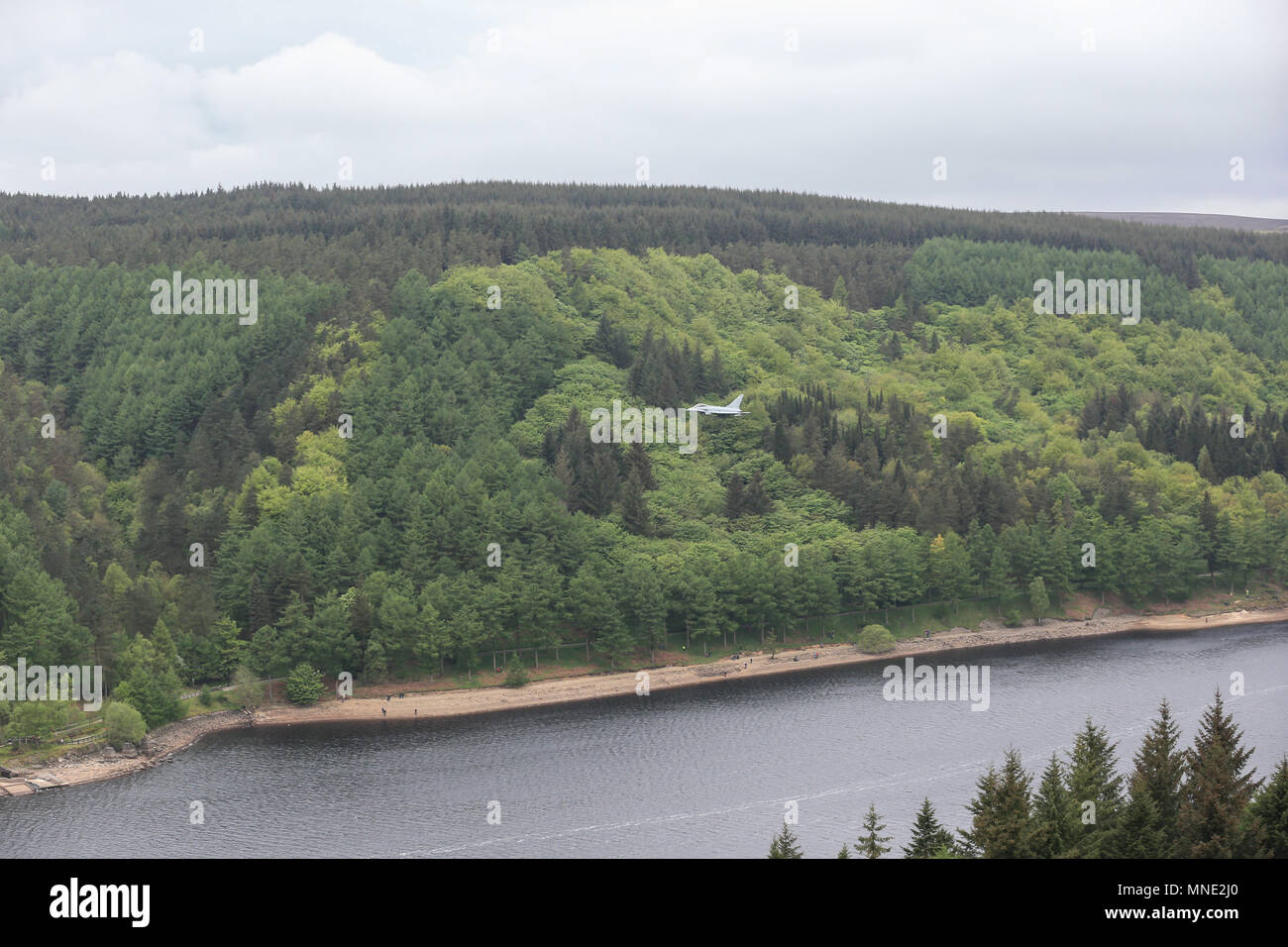 Ladybower Reservoir, Derbyshire, UK. 16thMay 2018 , Ladybower Reservoir ...
