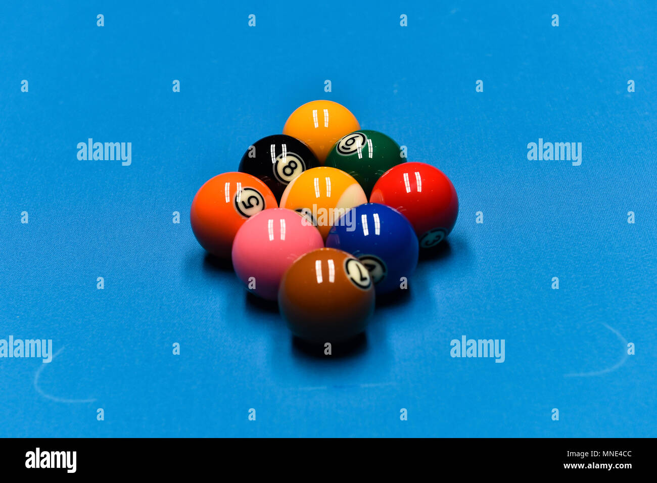 Pool balls 1 hi-res stock photography and images - Alamy