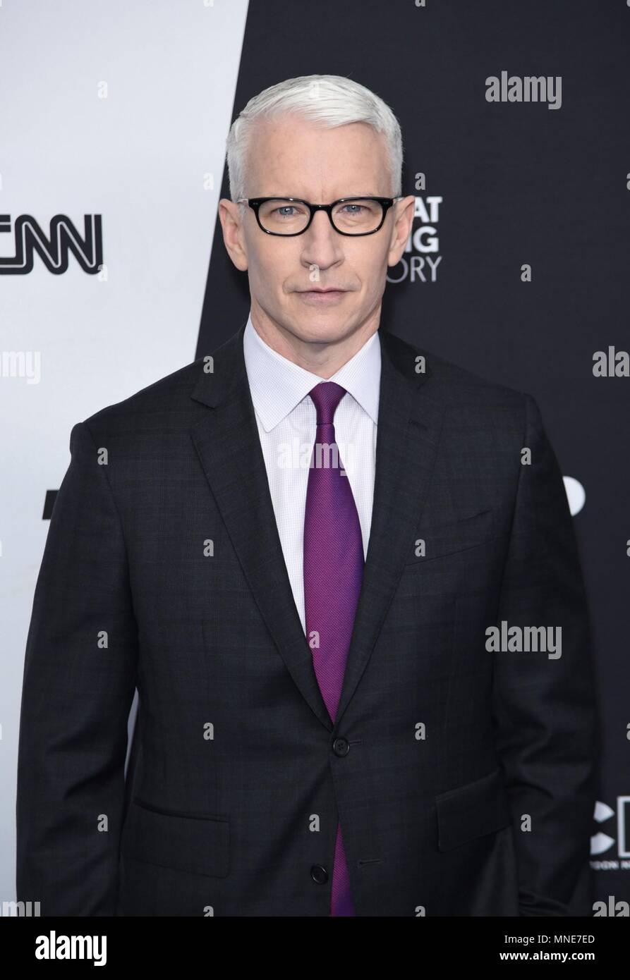 Anderson cooper hi-res stock photography and images - Alamy