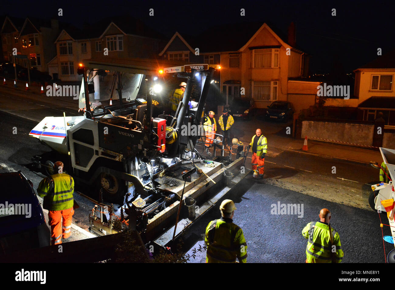 Bristol, UK. 16th May 2018. 3 nights of overnight main A37 into Bristol ...