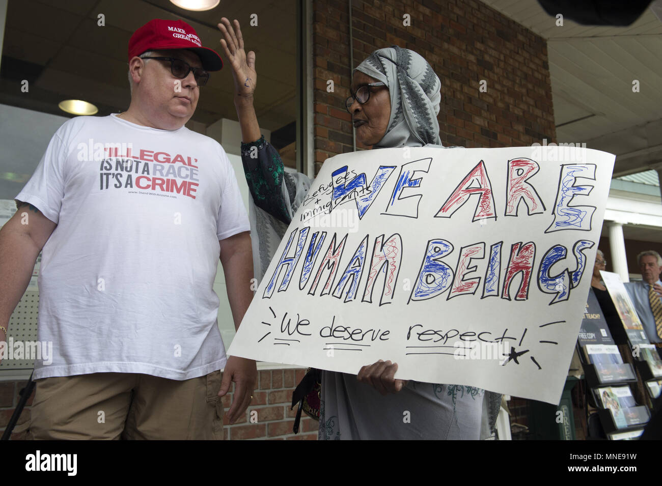 Stop trump campaign bus hi-res stock photography and images - Alamy