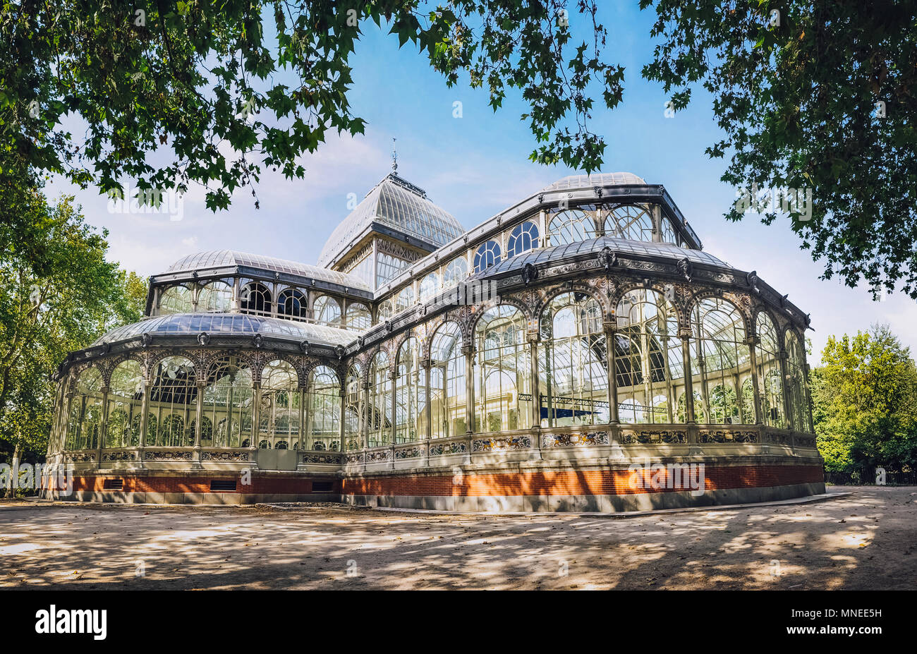 Palacio cristal crystal palace hi-res stock photography and images - Alamy