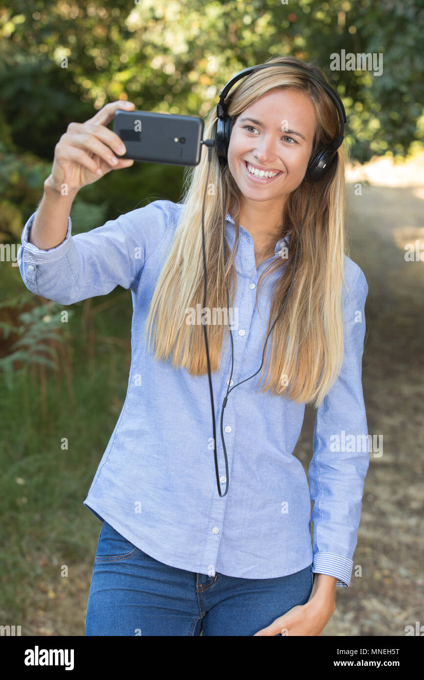 Click selfie hi-res stock photography and images - Alamy