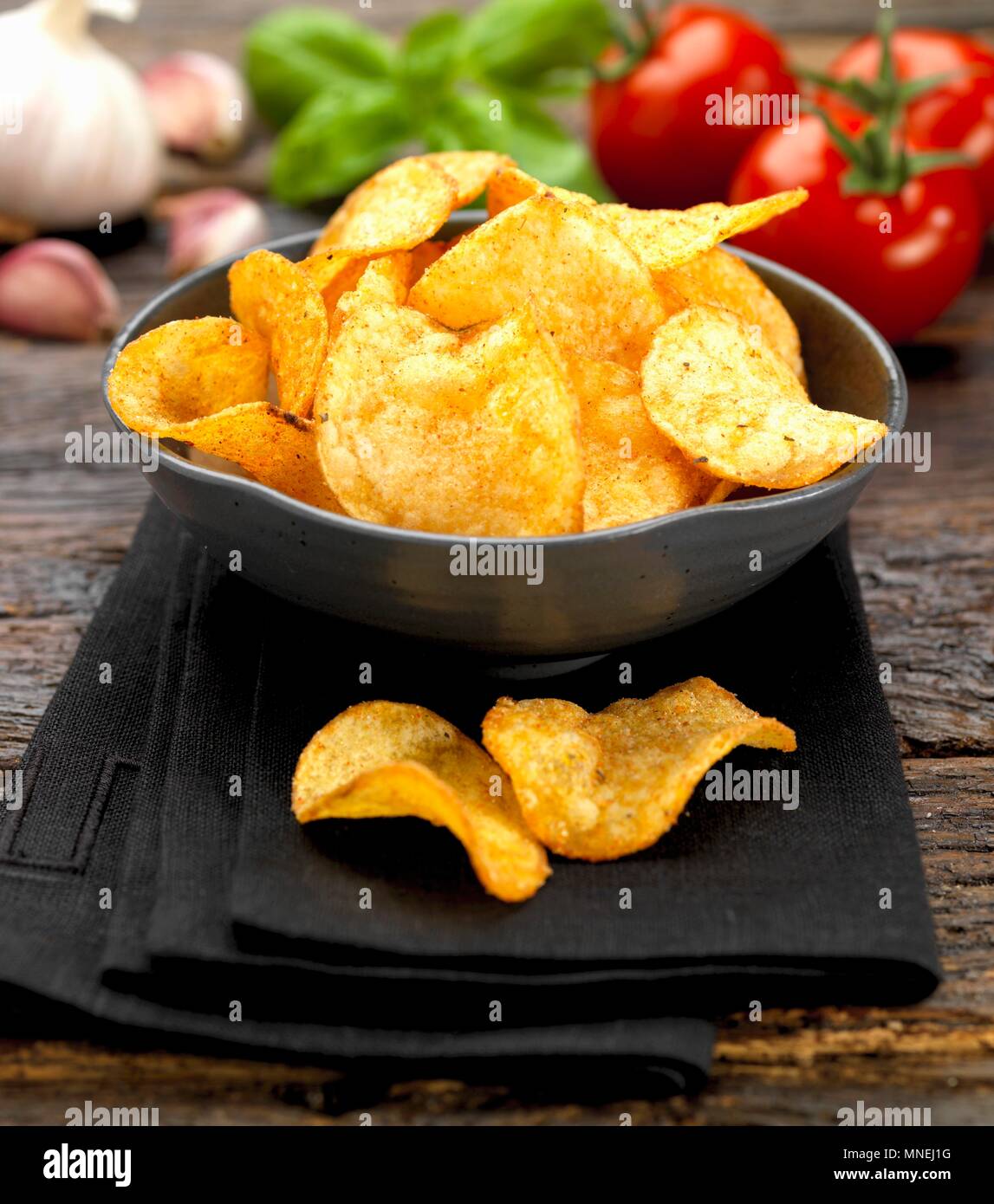 Crisps hi-res stock photography and images - Alamy