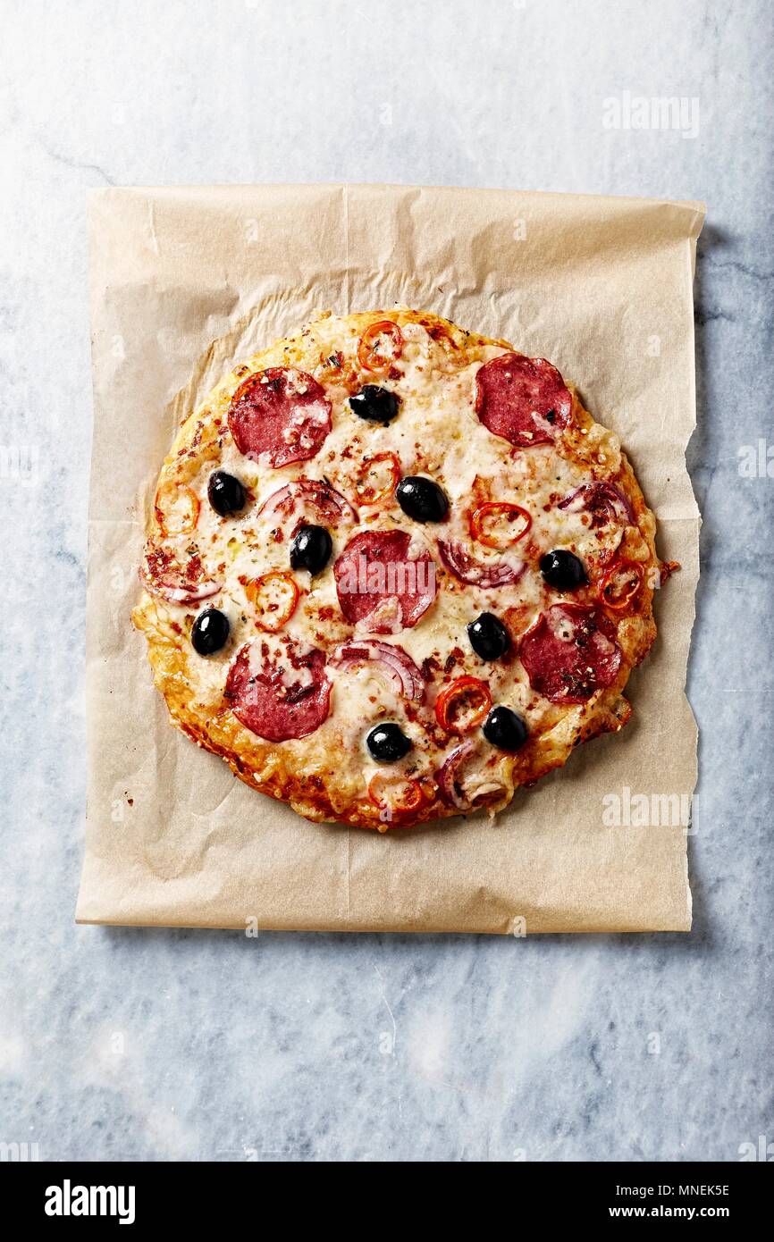 Cheese pizza birds eye view hi-res stock photography and images - Alamy