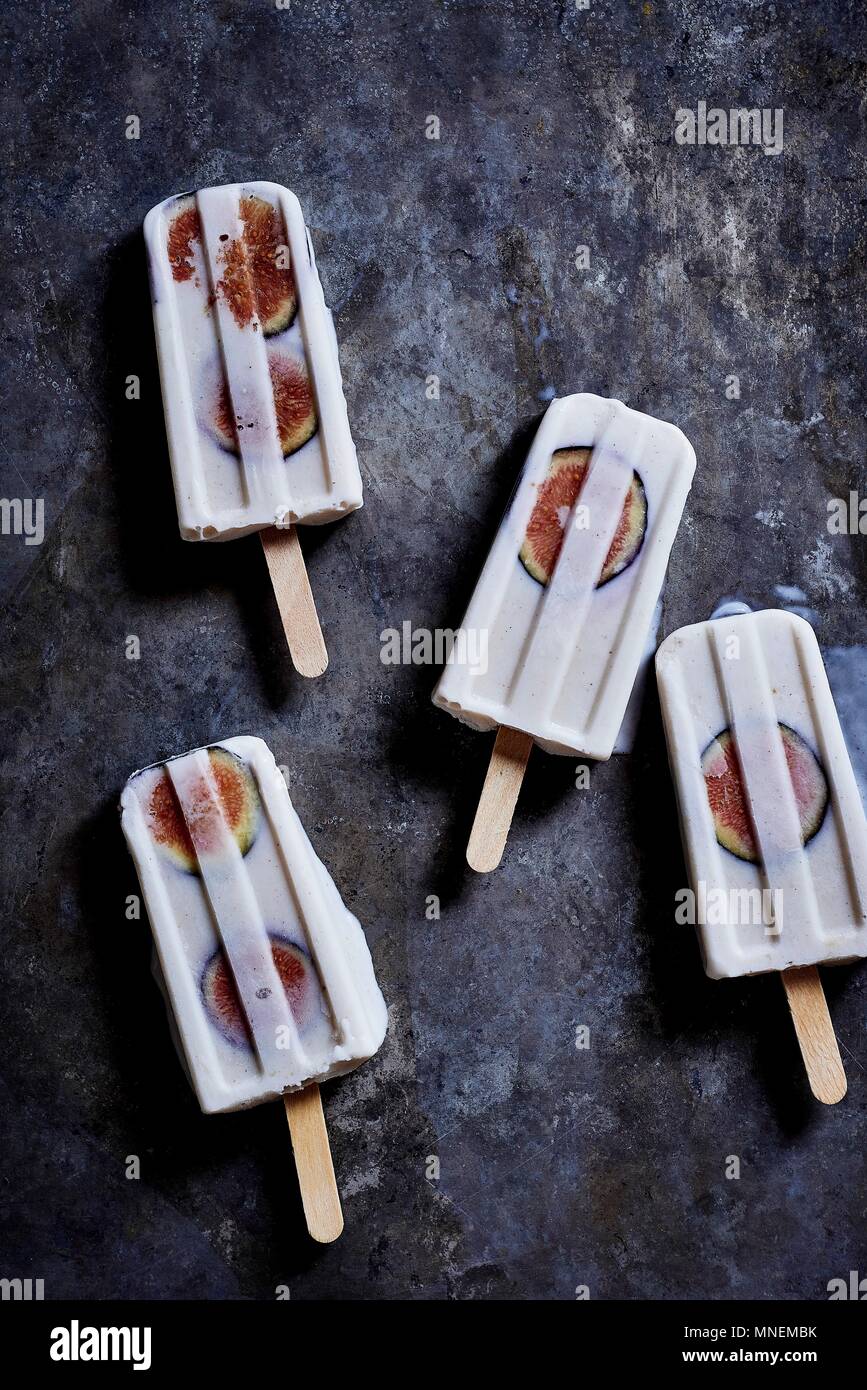 Popsicle ice creams hi-res stock photography and images - Alamy