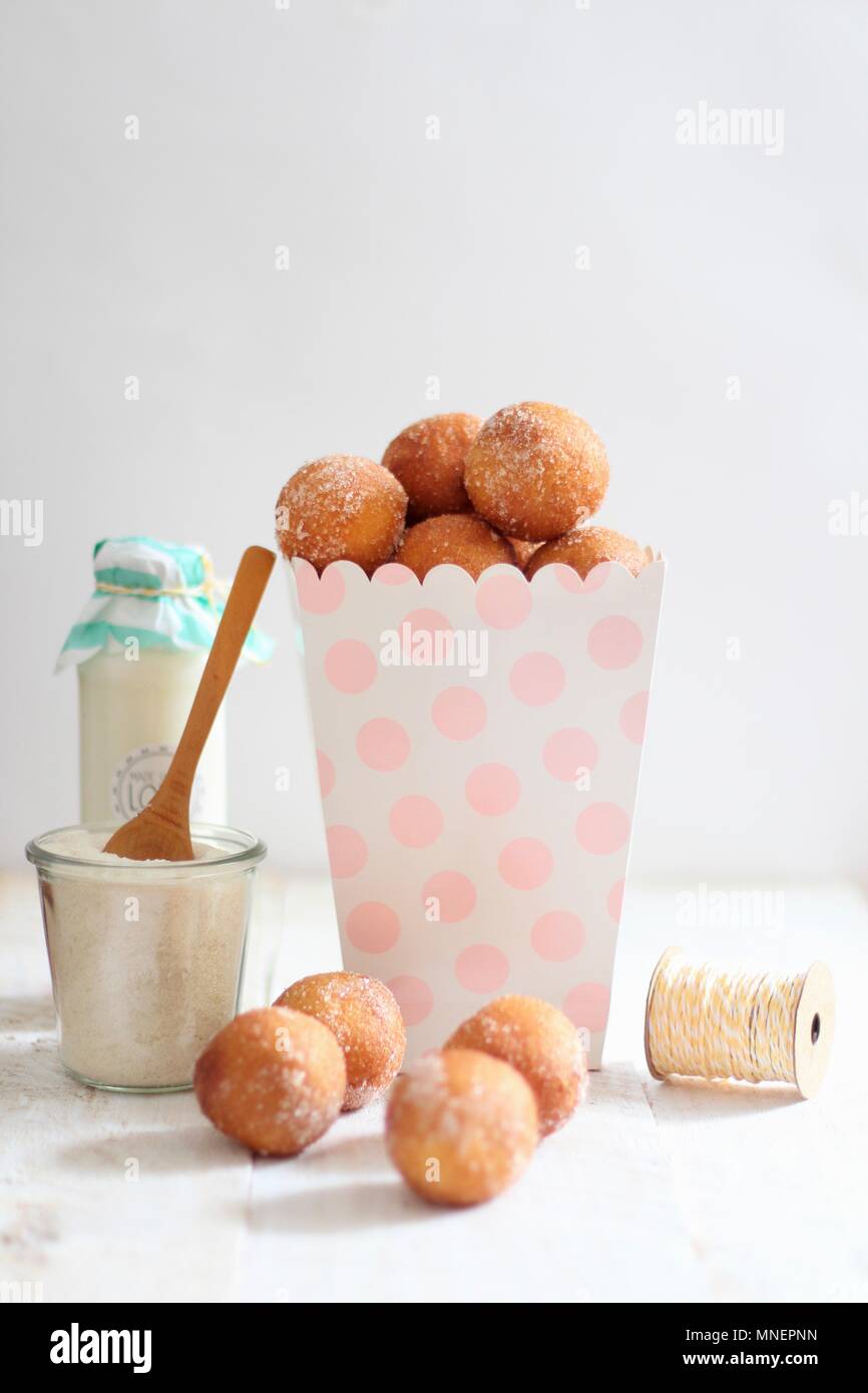 Quark dishes hi-res stock photography and images - Alamy