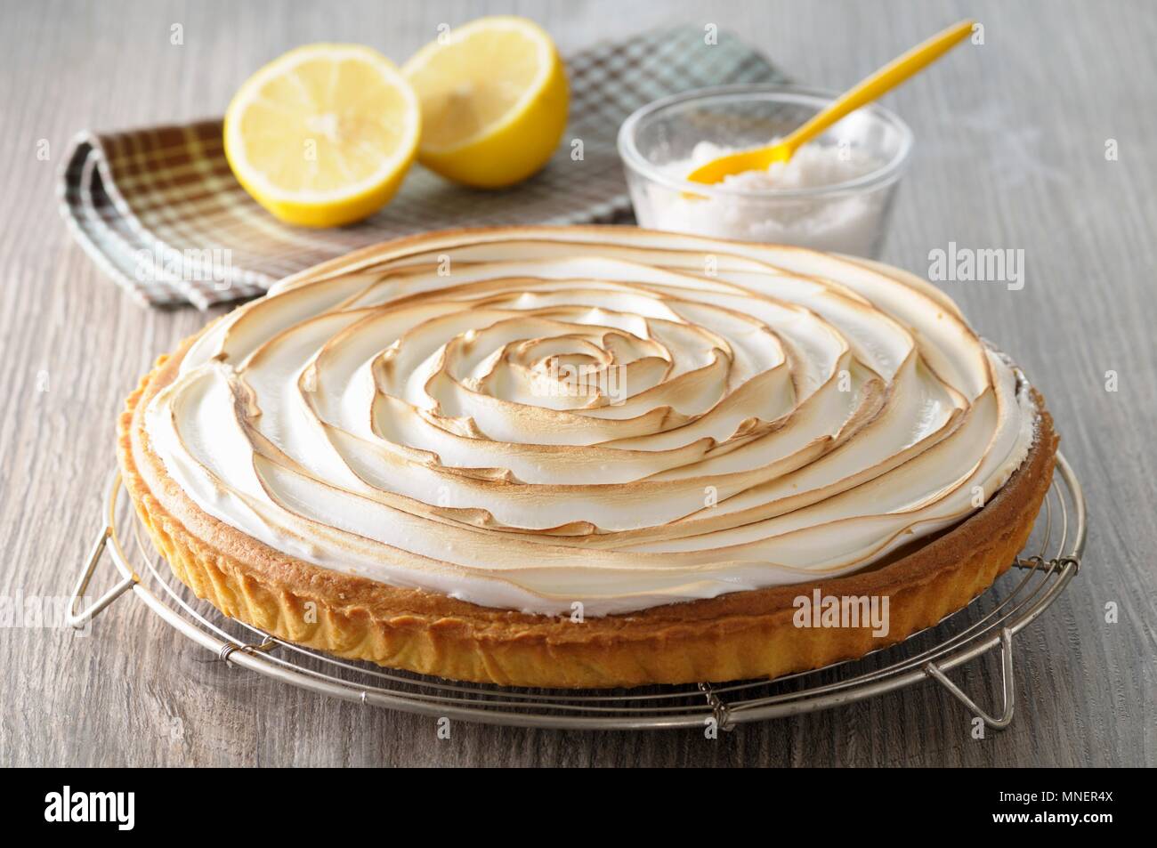 Lemon meringue tart Stock Photo - Alamy