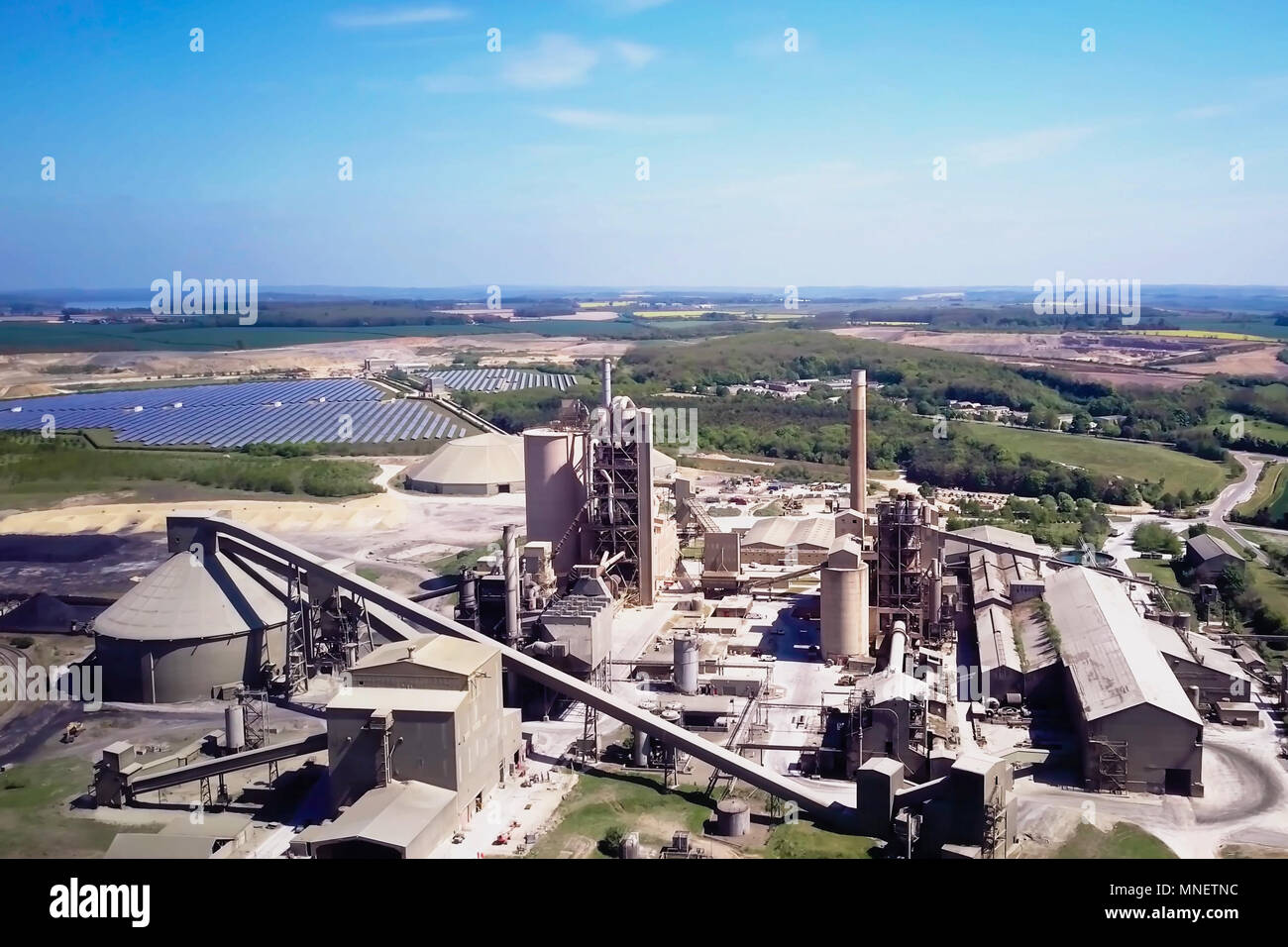 Portland cement factory manufacturing plant hi-res stock photography ...