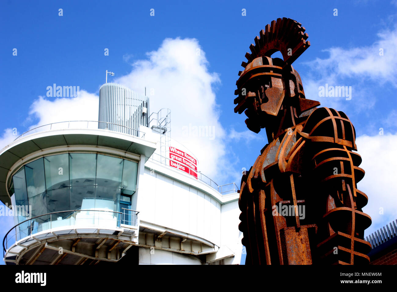A statue of the Roman centurion Sentius Tectonicus at Segedunum fort in ...