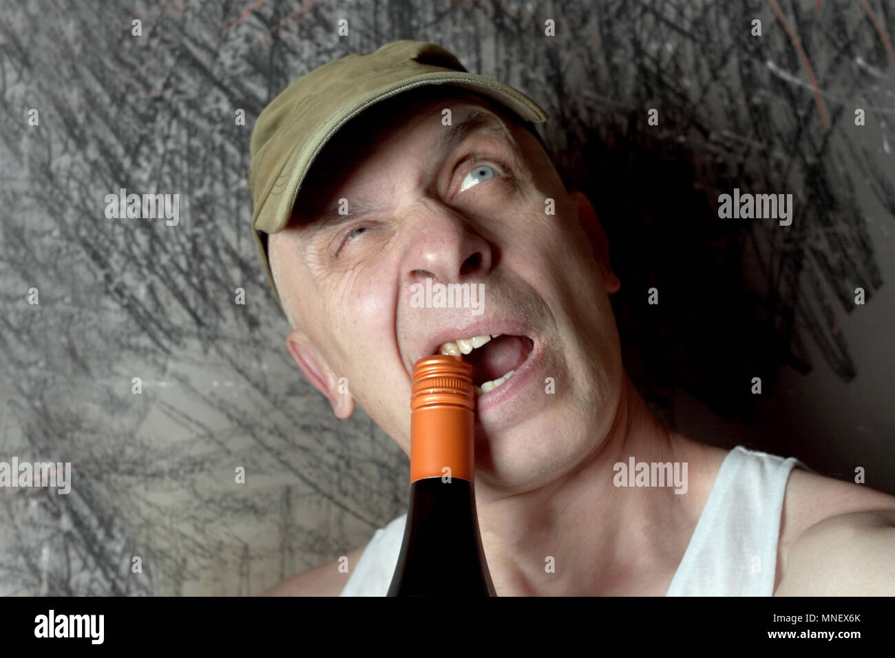 Man opening with teeth hi-res stock photography and images - Alamy