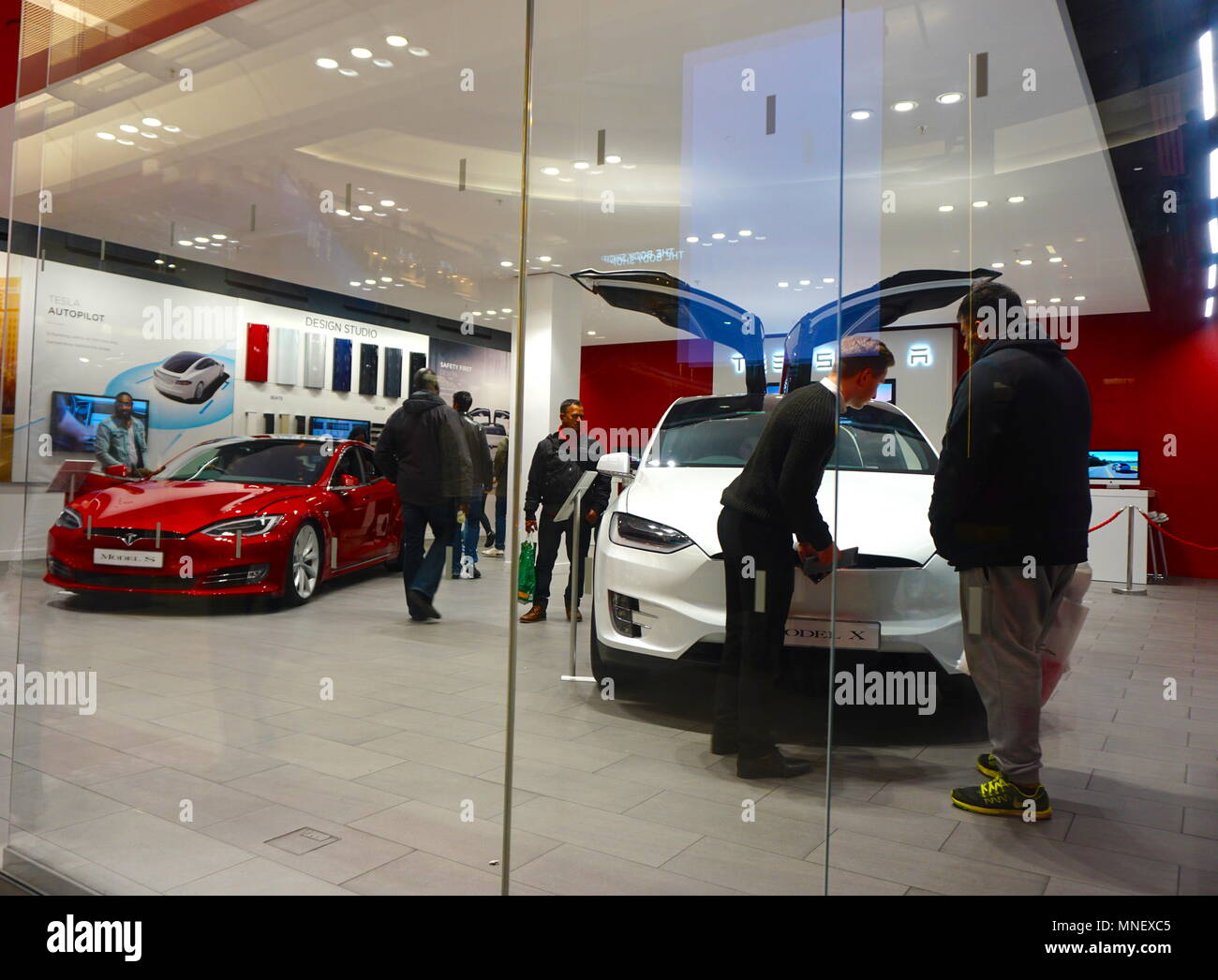 Tesla model x falcon wing doors hi-res stock photography and images - Alamy