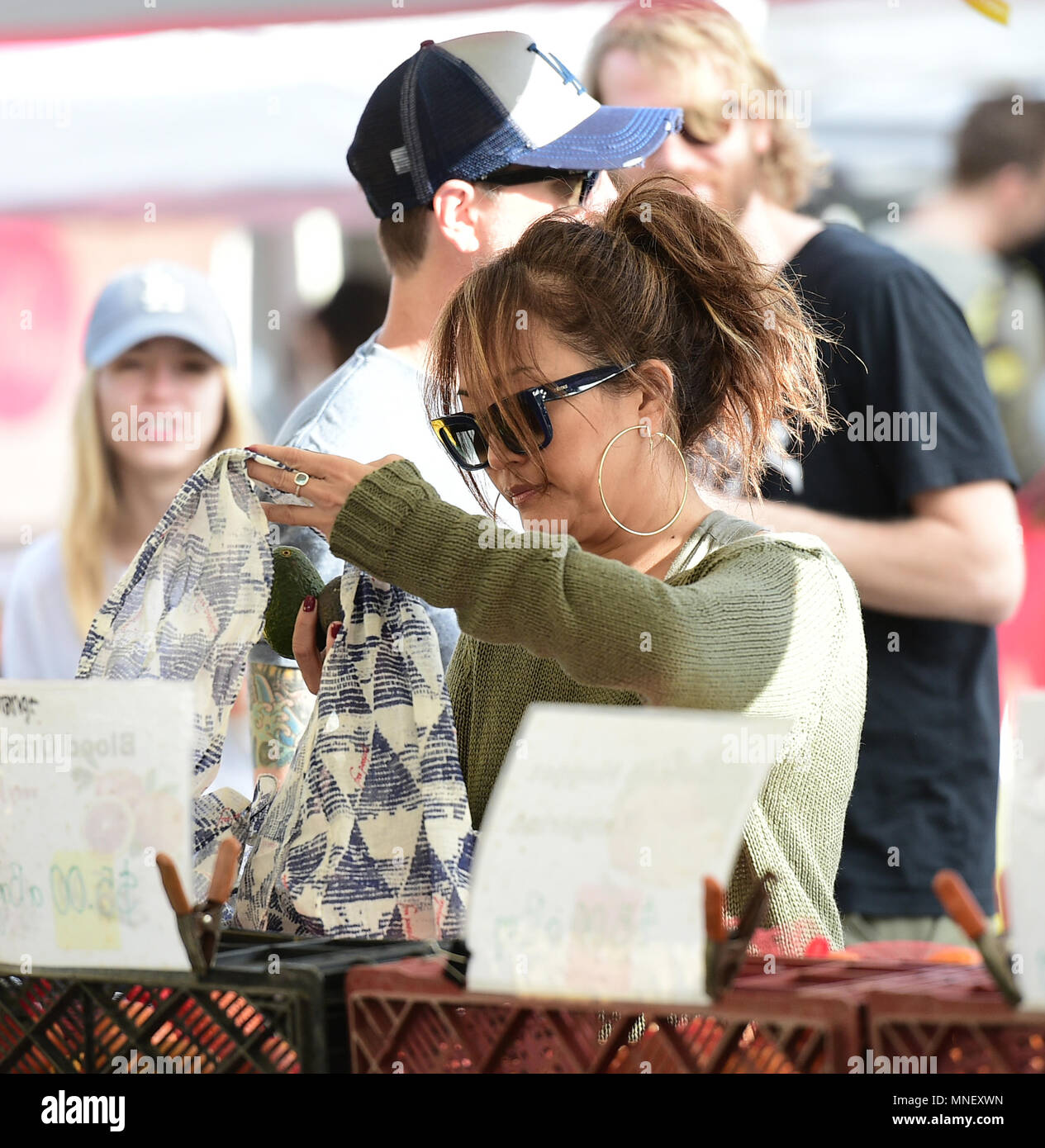 Carrie Ann Inaba goes to the Farmers Markey with family and friends ...