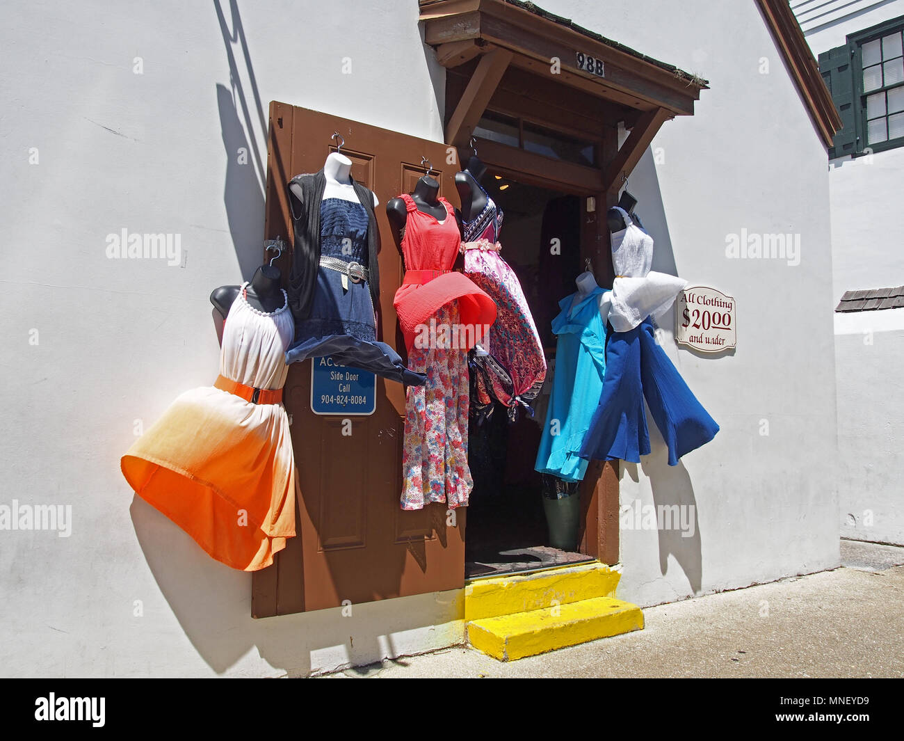 Clothes blowing in the breeze hi-res stock photography and images - Alamy