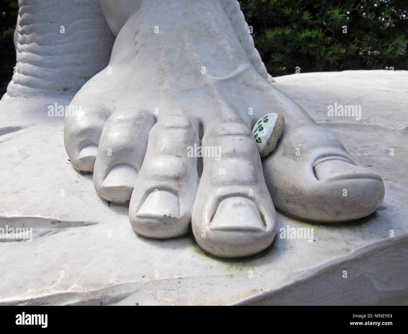 Giant toes hi-res stock photography and images - Alamy