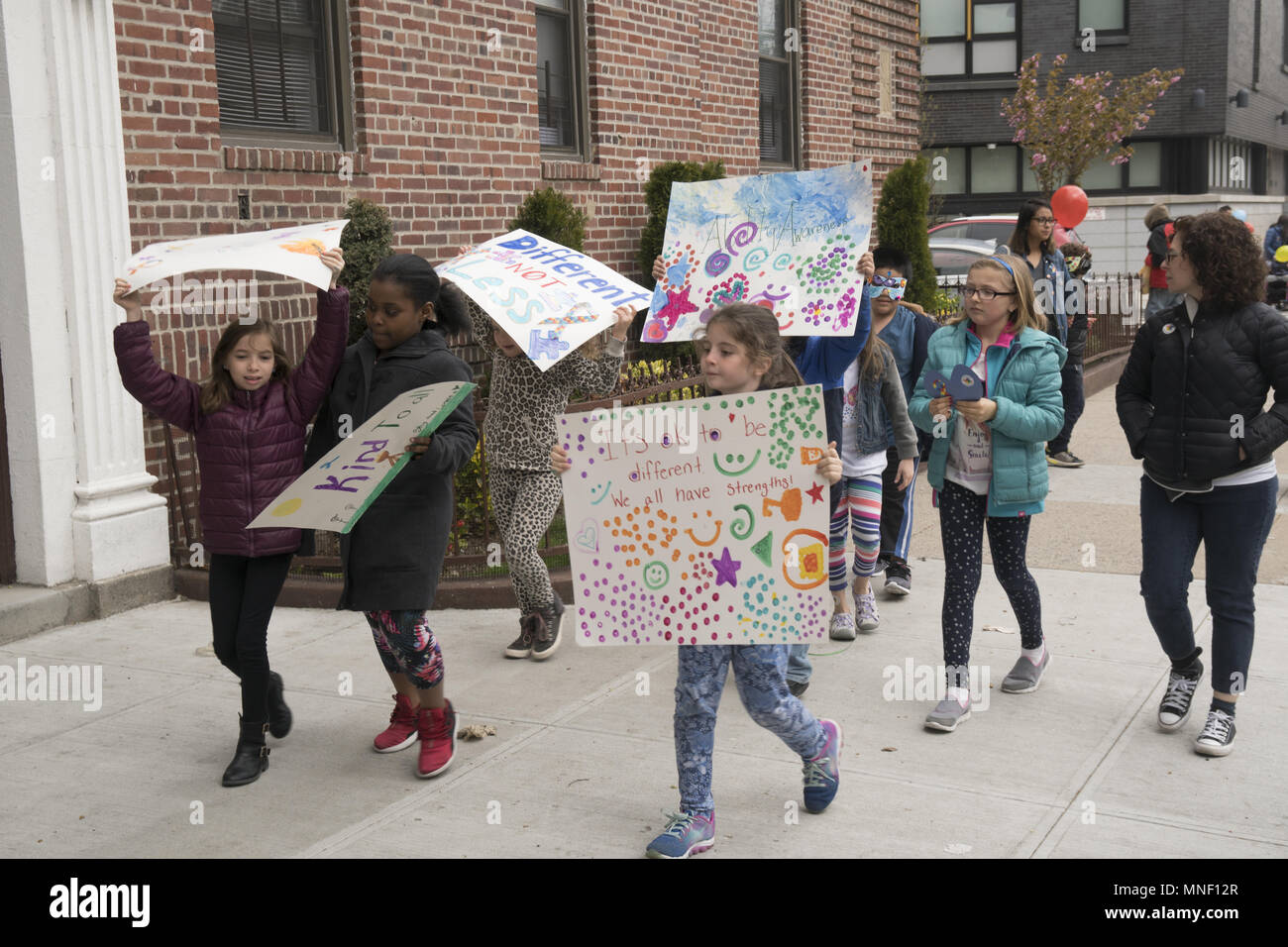 Autistic children hi-res stock photography and images - Alamy