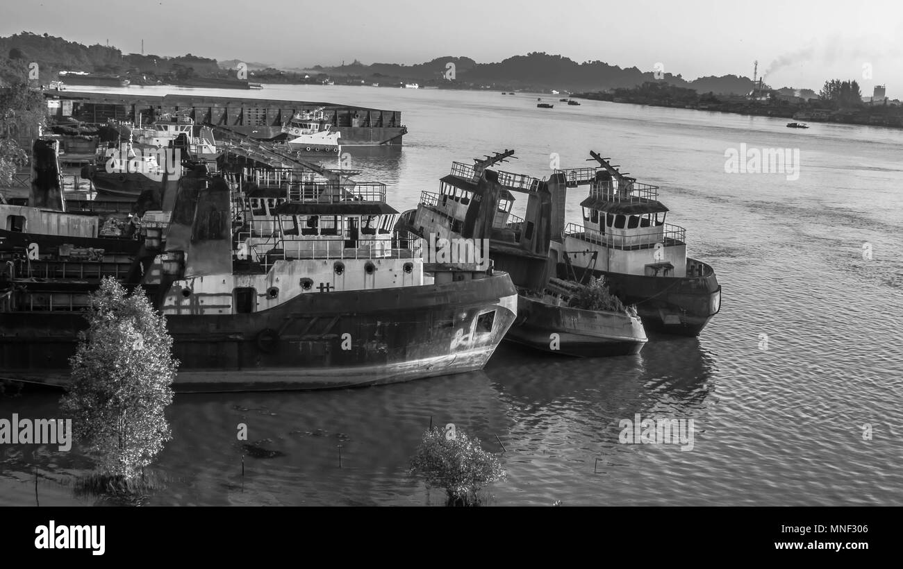 Traditional shipbuilding Black and White Stock Photos & Images - Alamy
