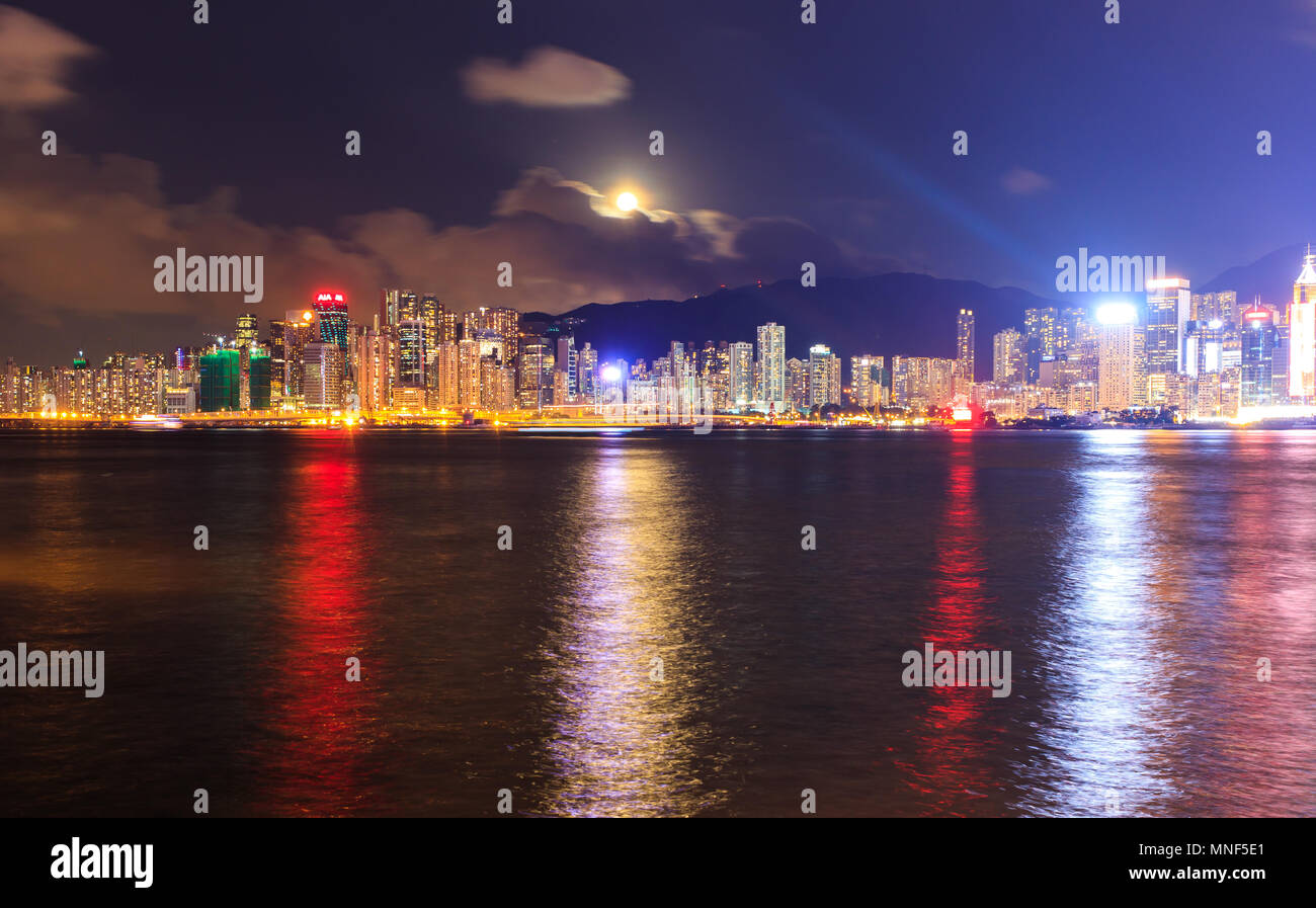 Central hong kong bay city hi-res stock photography and images - Alamy