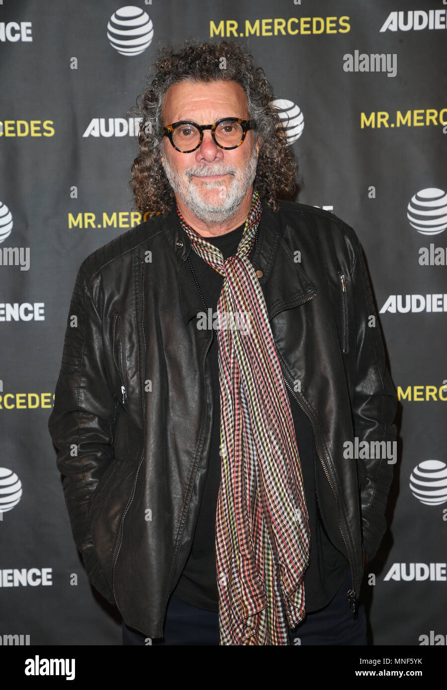 Jack bender hi-res stock photography and images - Alamy