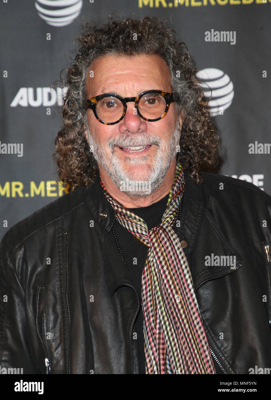 Jack bender hi-res stock photography and images - Alamy