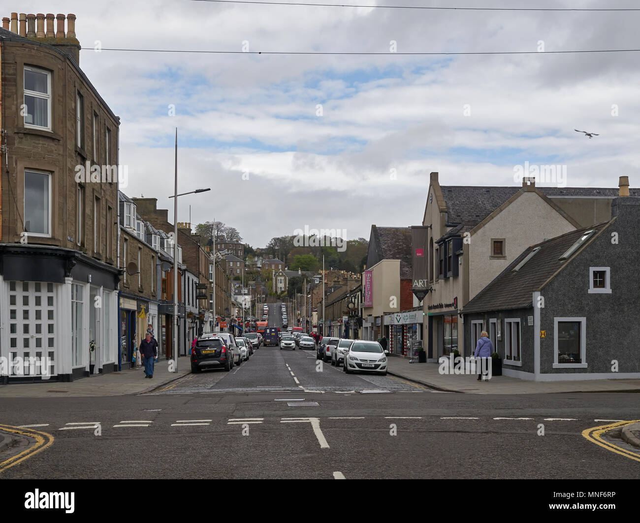 Looking up Gray Street towards the large Townhouses at Forthill on a ...