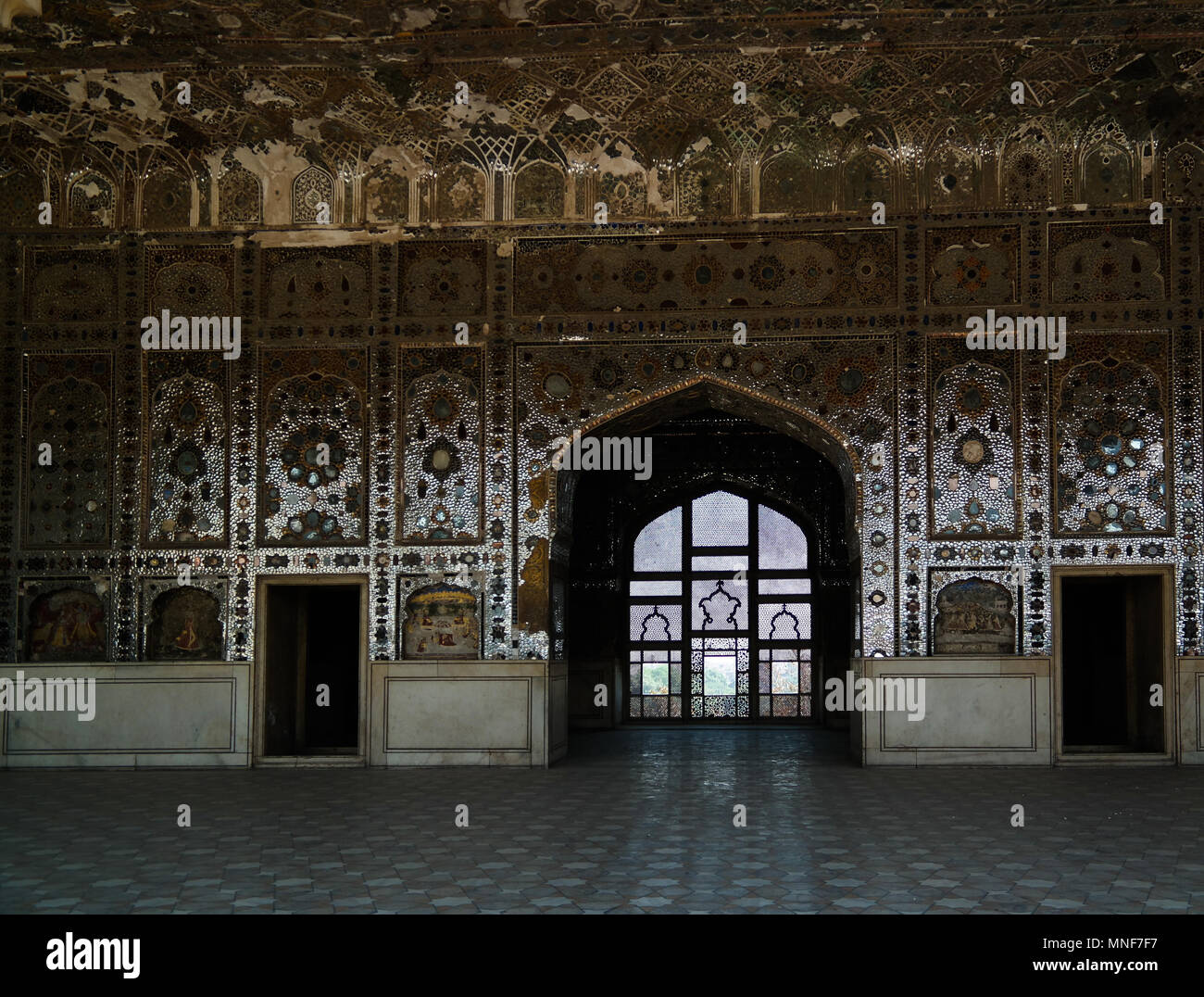 Sheesh Mahal Palace in Lahore fort, Pakistan Stock Photo - Alamy