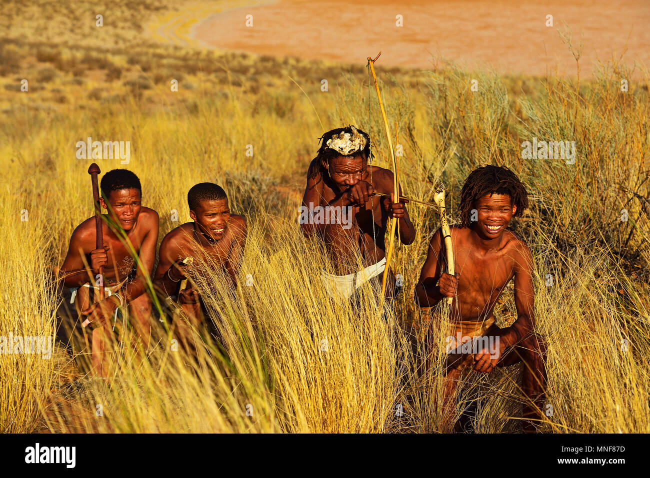 Bushman bushmen kalahari san people hi-res stock photography and images ...