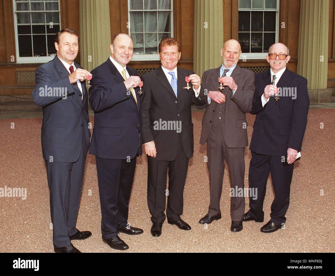 George cohen hi-res stock photography and images - Alamy