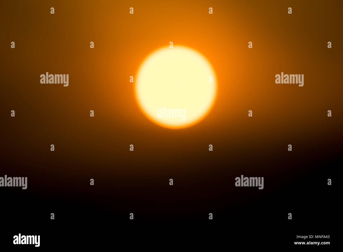 Full sunrise hi-res stock photography and images - Alamy