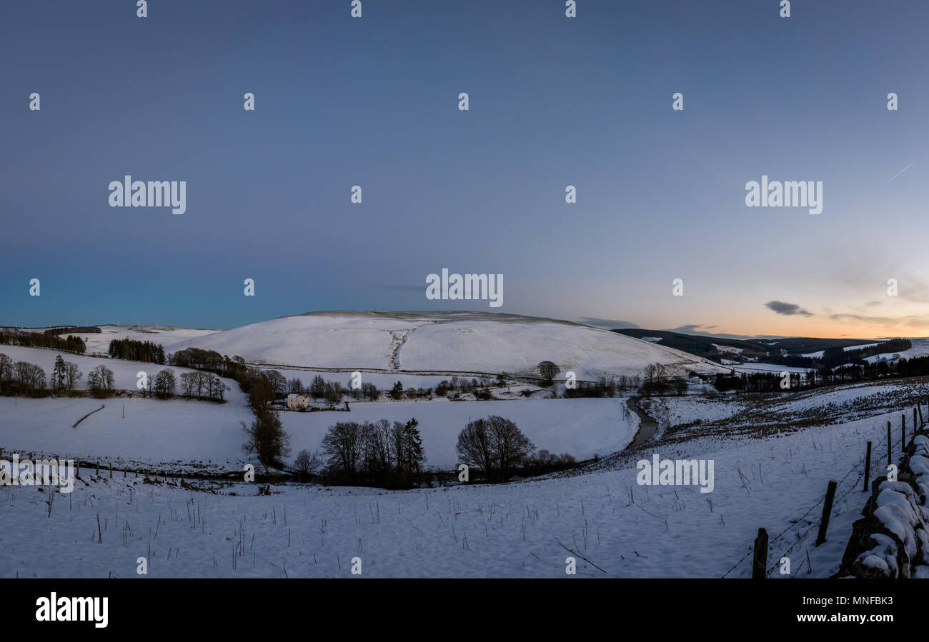 Snow Scenes Central Scotland Weather High Resolution Stock Photography ...