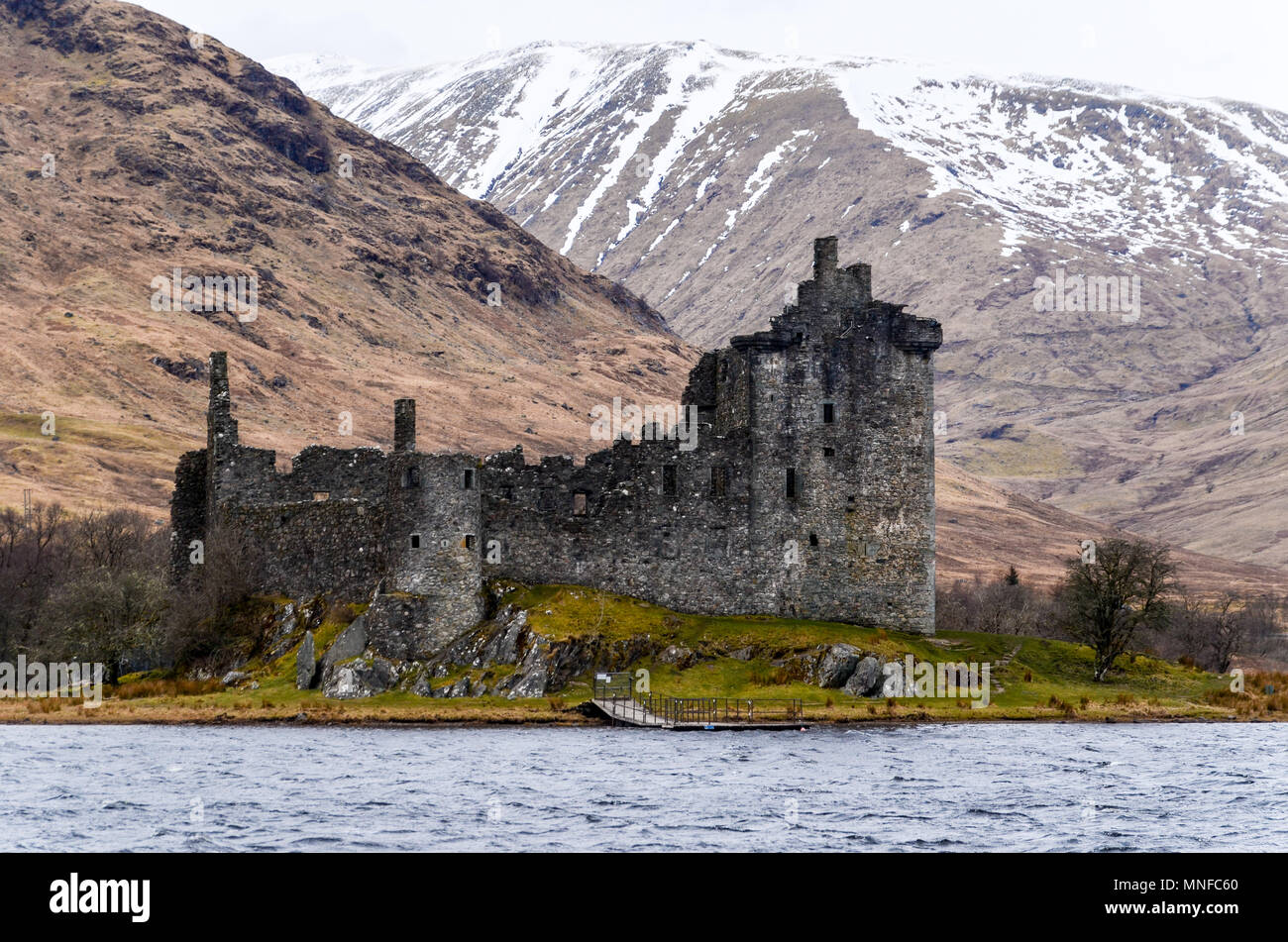 Kilchurn Castle, on Loch Awe, Scotland Stock Photo - Alamy