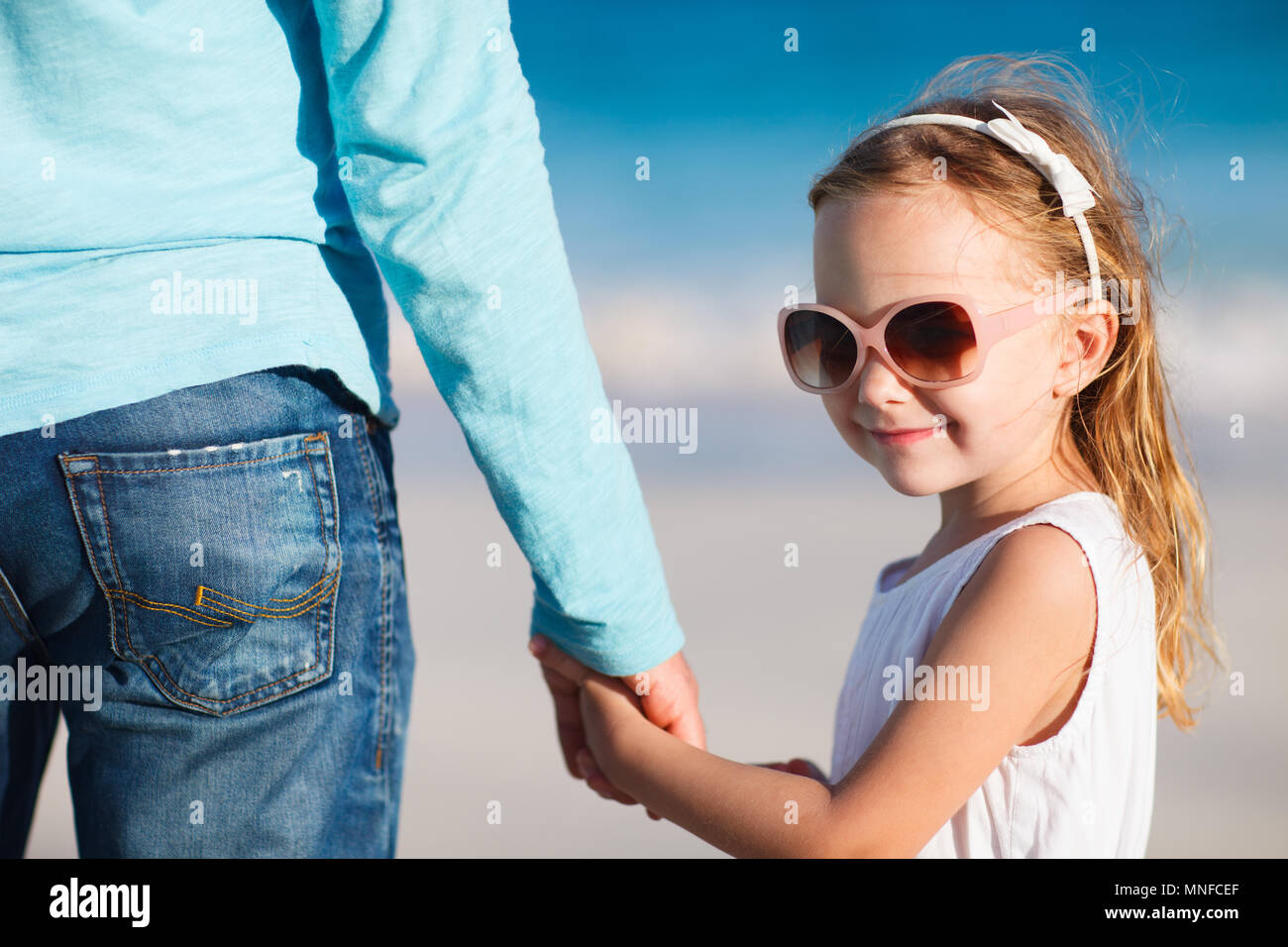 Father protecting child hi-res stock photography and images - Alamy