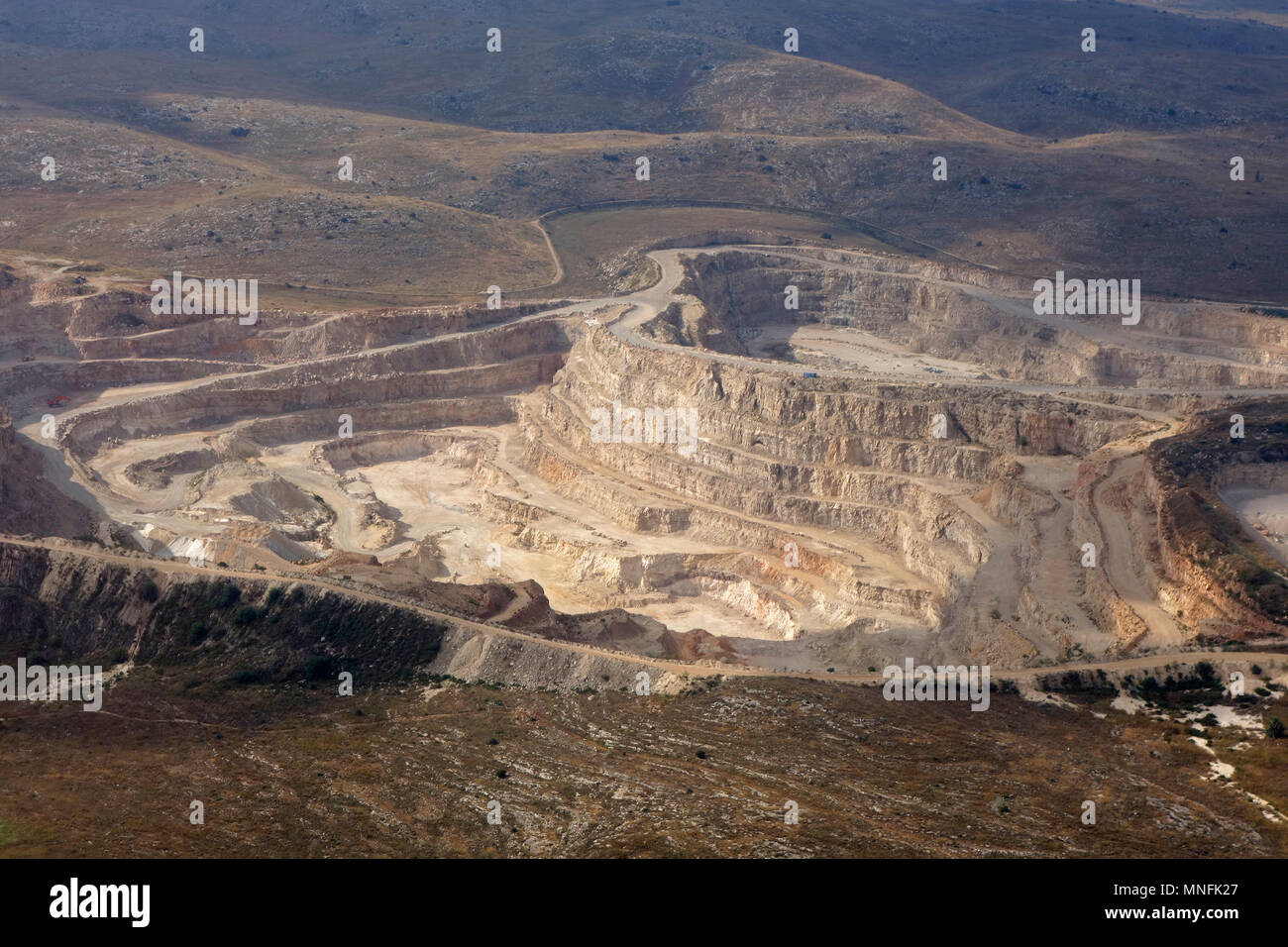 Limestone quarry middle east hi-res stock photography and images - Alamy