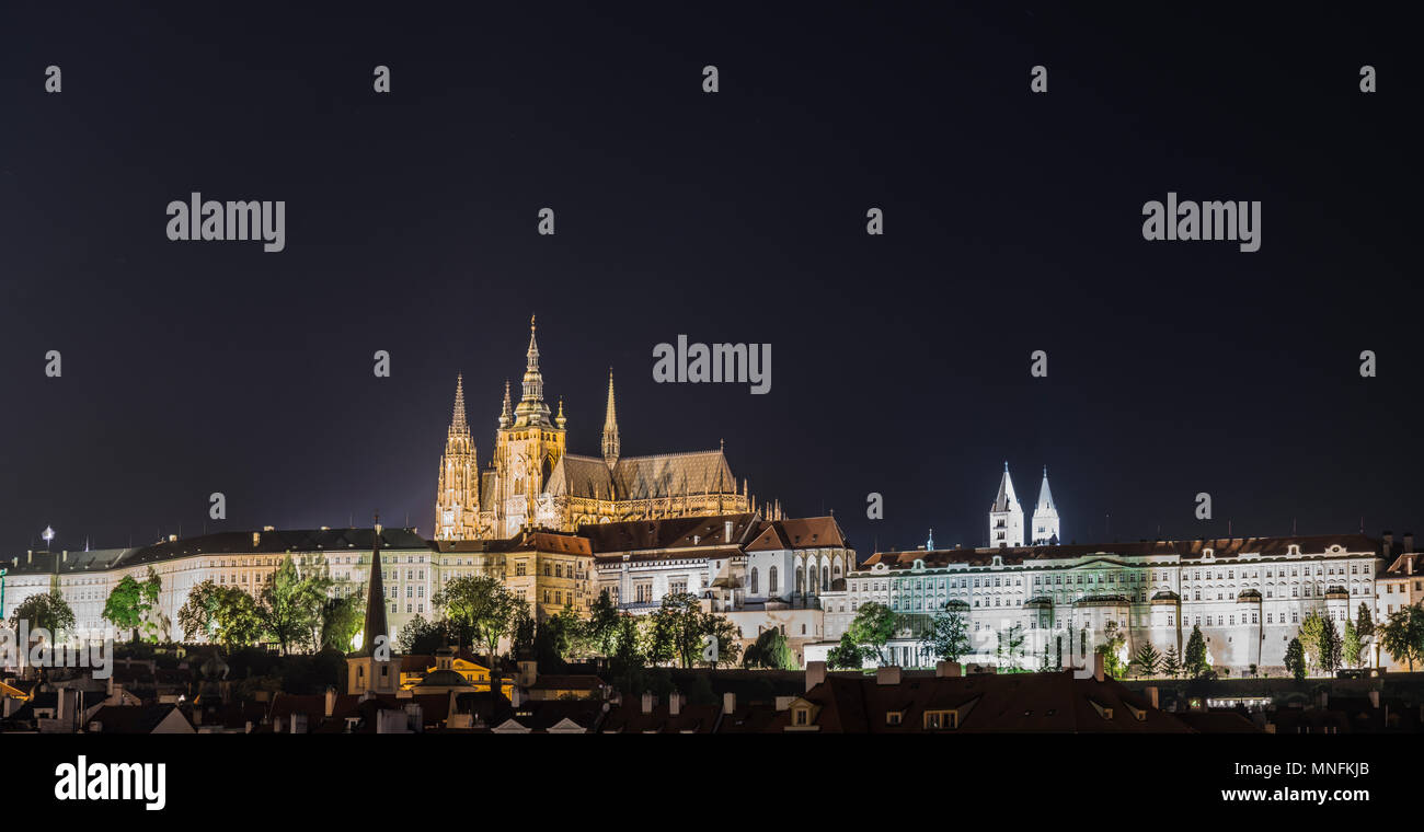 Prague castle gothic architecture hi-res stock photography and images ...