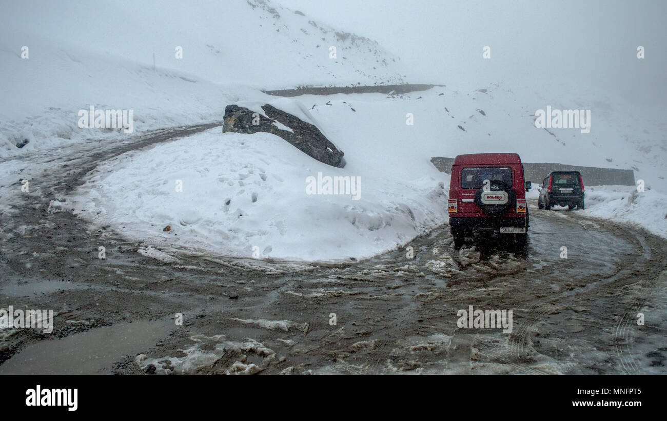 Kala Patthar, Lachen, Sikkim, India - 30 April, 2018: Vehicles driven ...