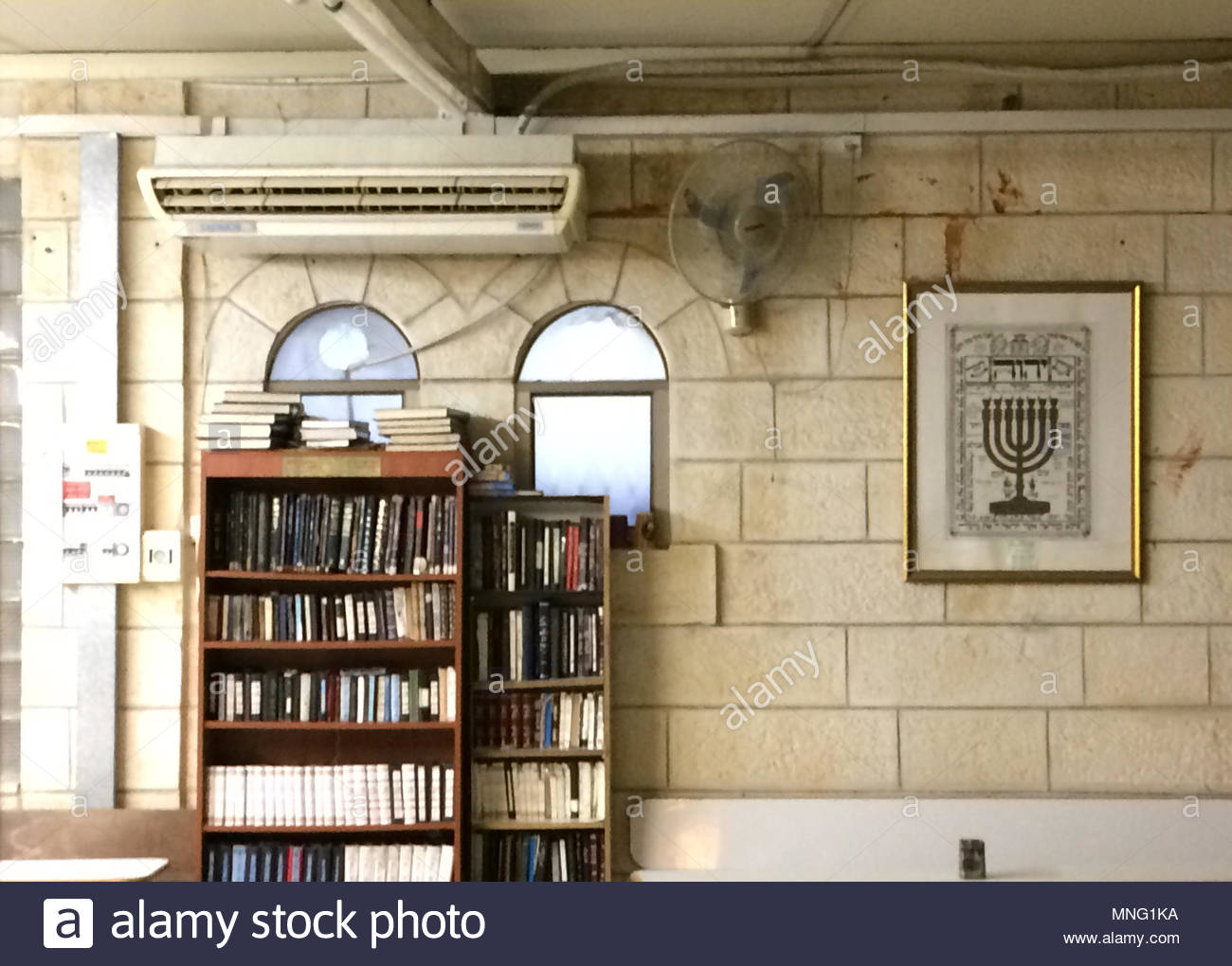 Jews Praying Synagogue Stock Photos & Jews Praying Synagogue Stock ...