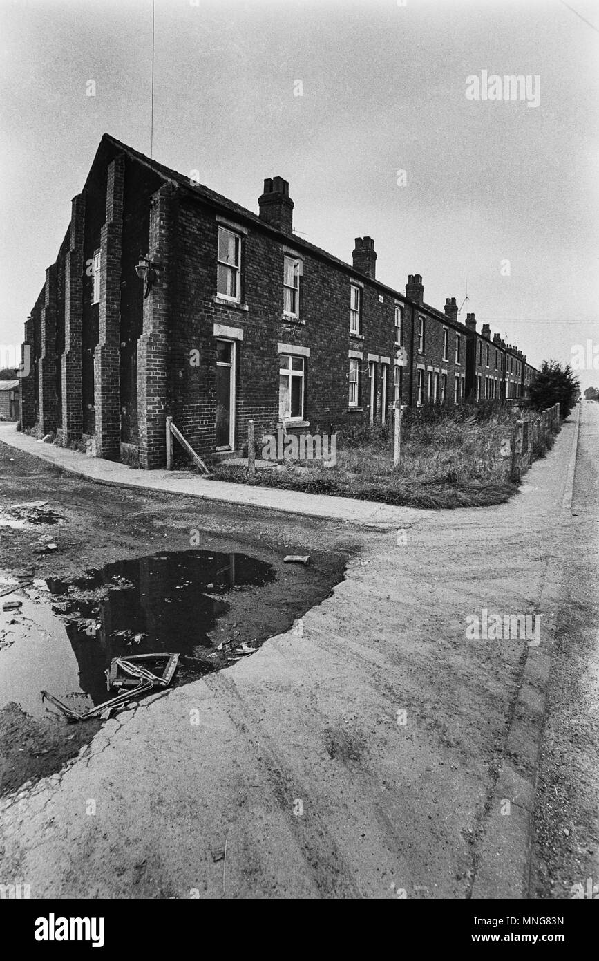 Row of miners cottages Black and White Stock Photos & Images - Alamy