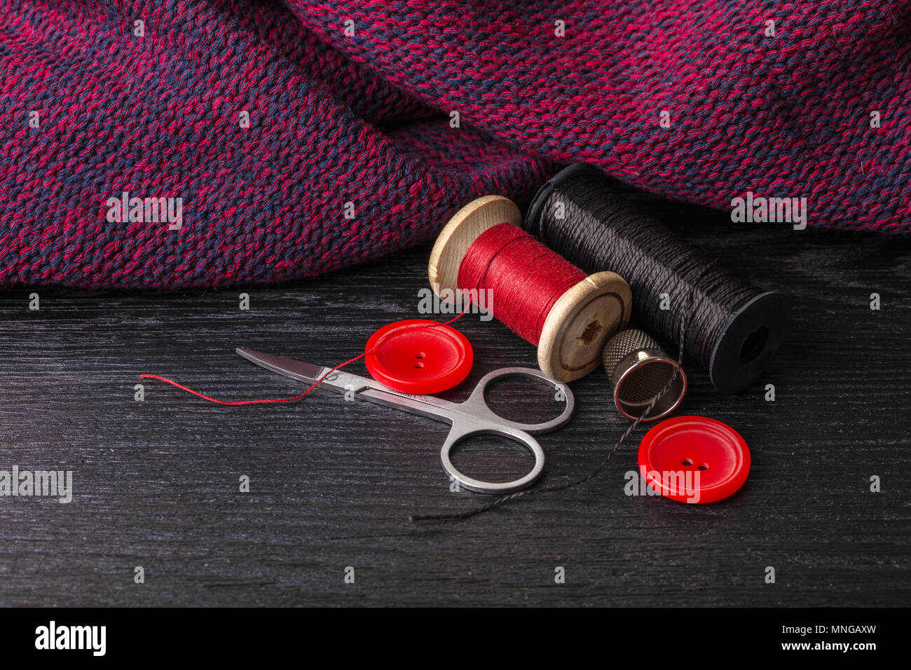 Sewing background hi-res stock photography and images - Alamy