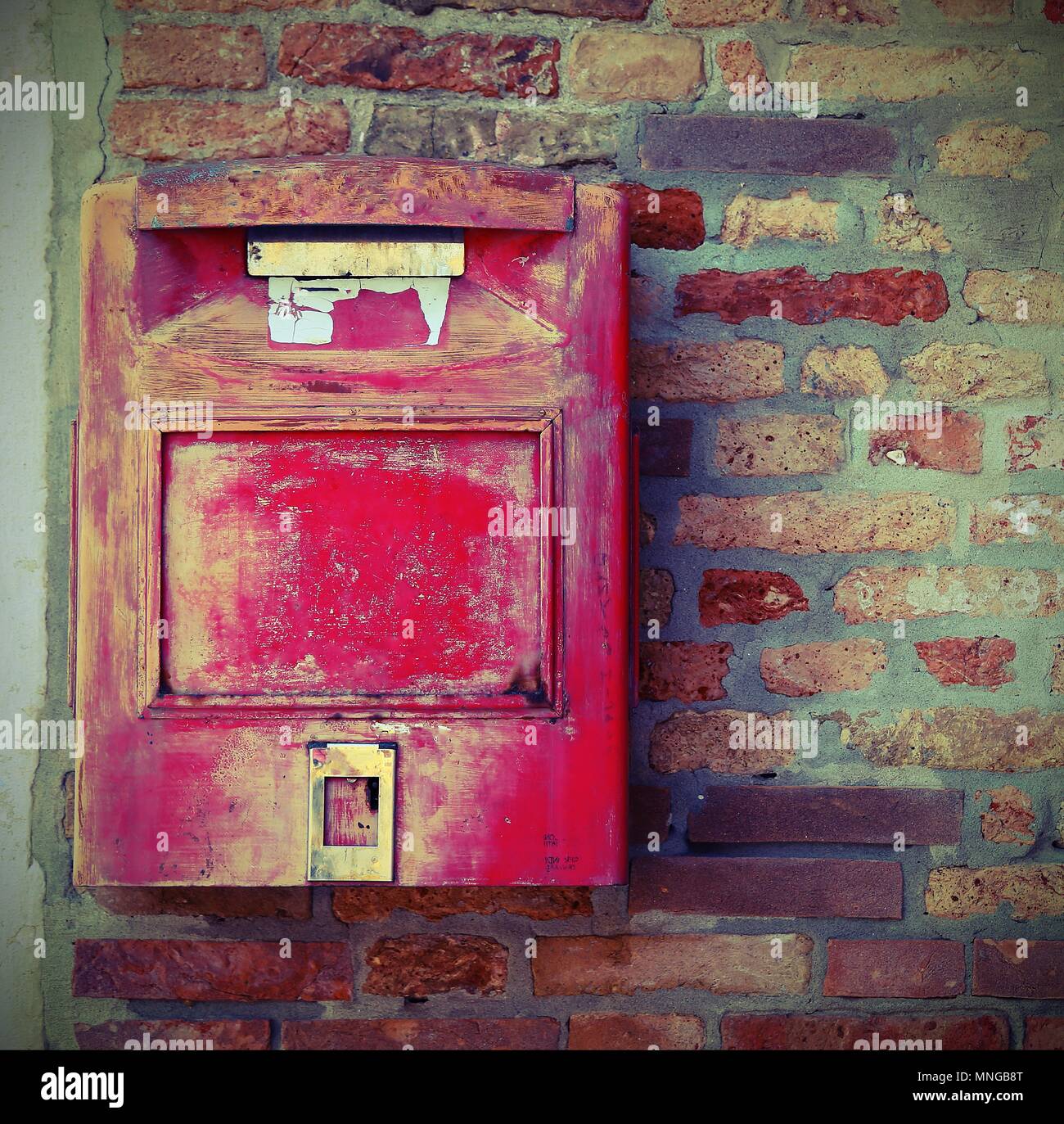 red mailbox to deliver mail across the world with old vintage effect ...