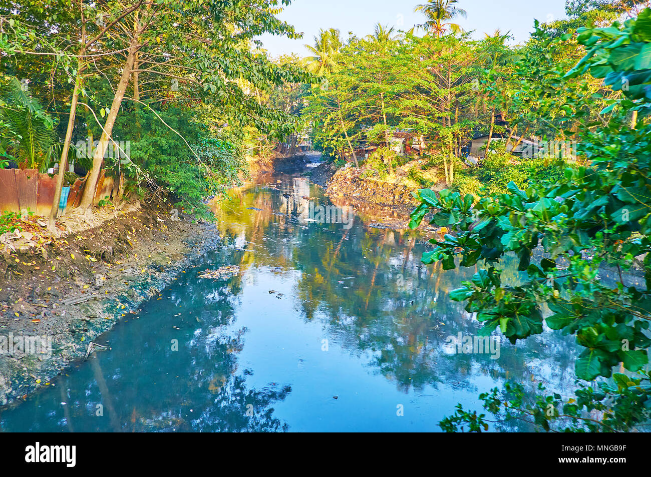 Myanmar pollution hi-res stock photography and images - Alamy