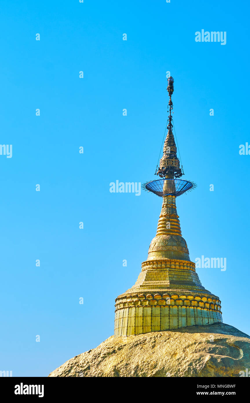 Pagoda topped hi-res stock photography and images - Alamy