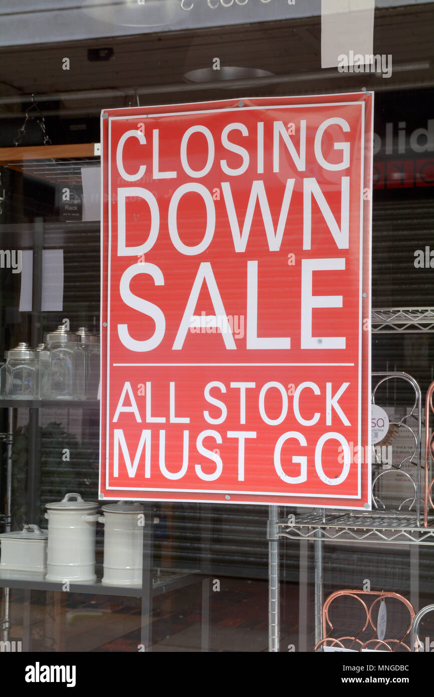 Shop window all stock must go sign hi-res stock photography and images ...