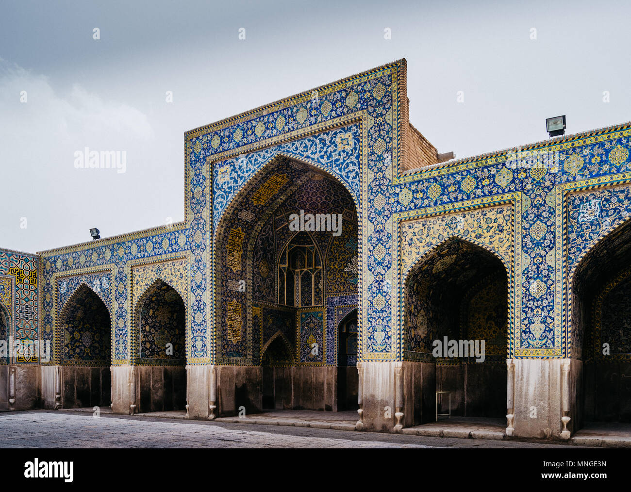 Shia wallpaper hi-res stock photography and images - Alamy