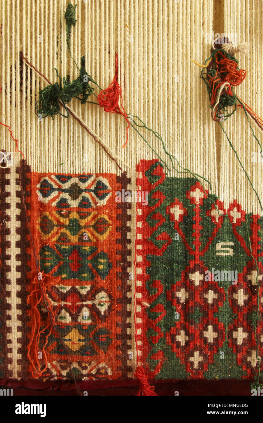 Rug weavers art hi-res stock photography and images - Alamy