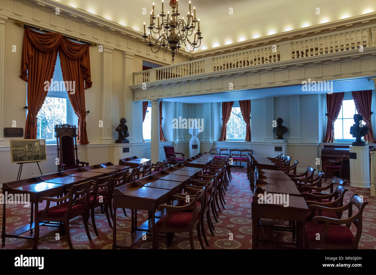 Interior structure and design at Richmond Capitol Building, Virginia ...