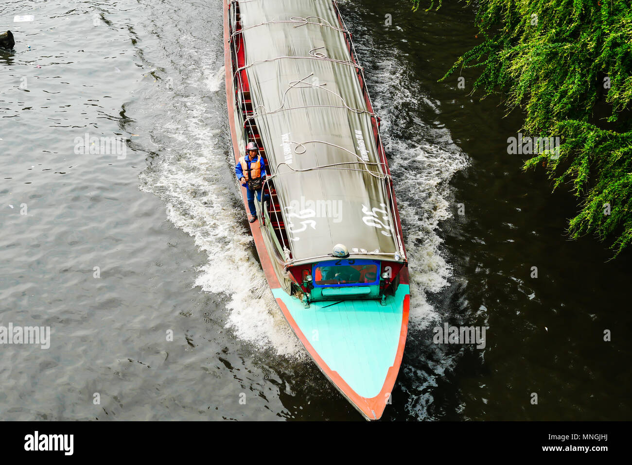 Old motor of kerala hi-res stock photography and images - Alamy